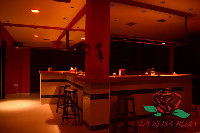 Club La Rosa Roja - Burgos | Love Hotels, Hoteles Románticos y mucho más...